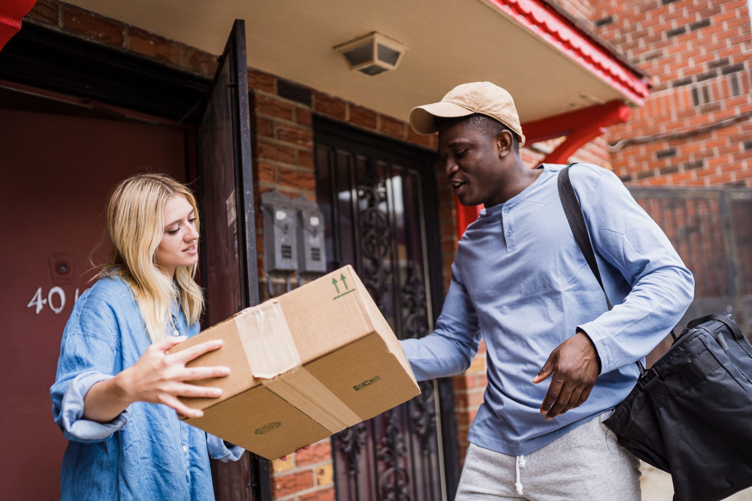 Same Day Delivery for Businesses: A Comprehensive Guide